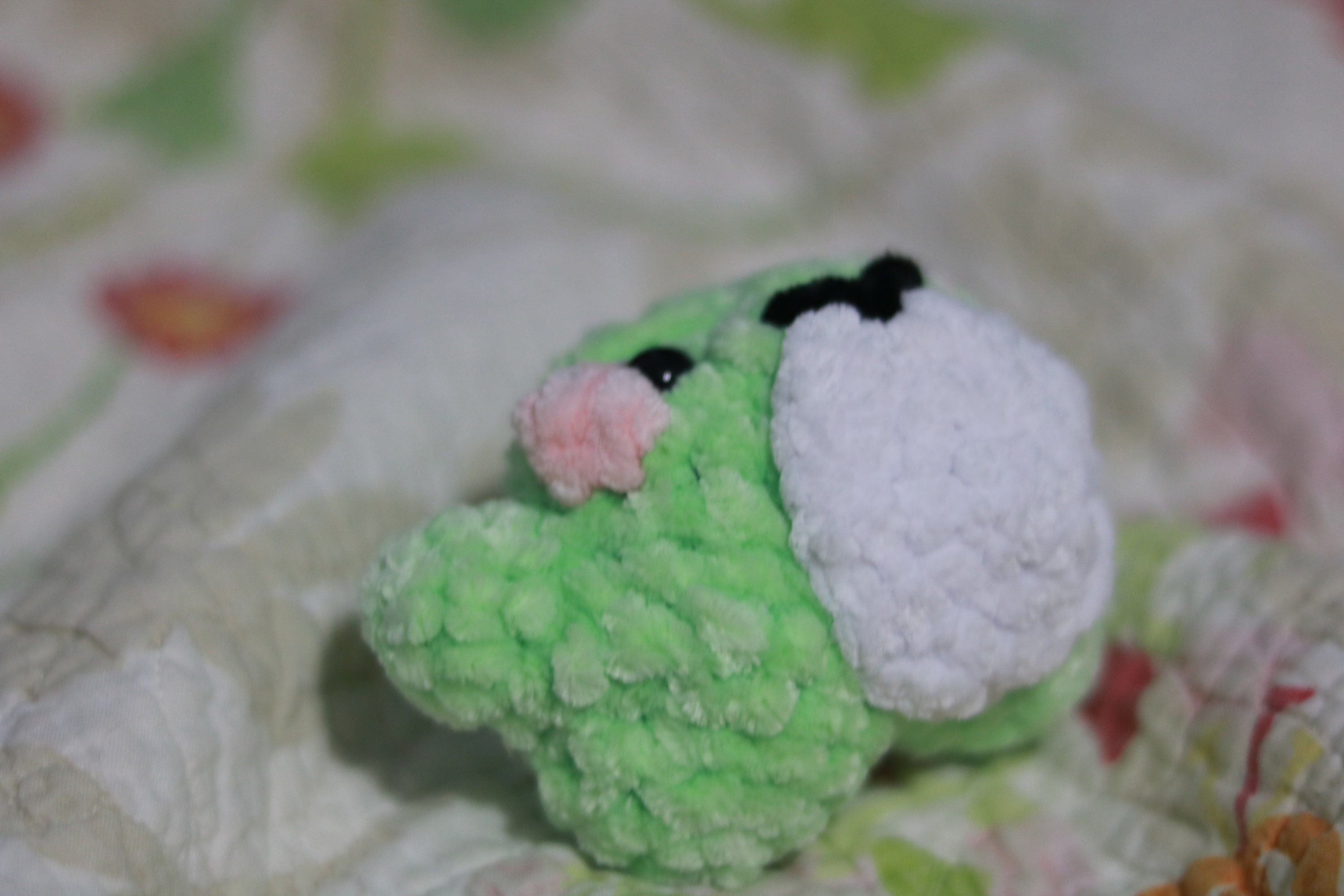 Little Green Frog With Stubby Arms and Feet - Etsy