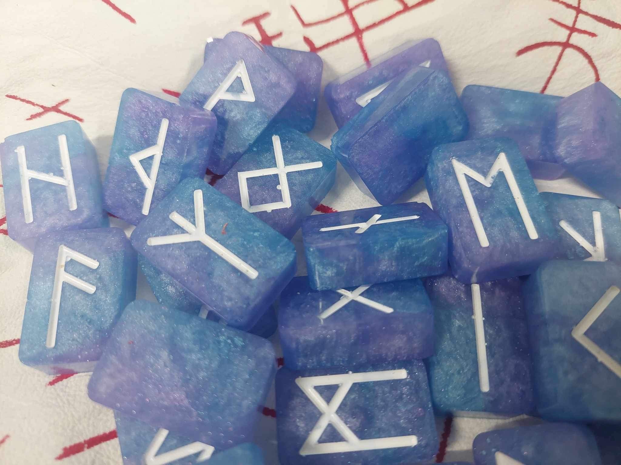 Black Base Runes Set Witch Runes Elder Futhark Runes Resin - Etsy