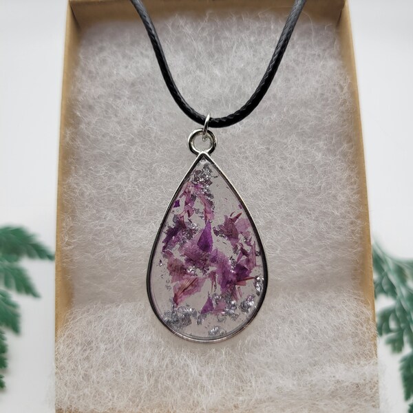 Real Flower Necklace - Etsy