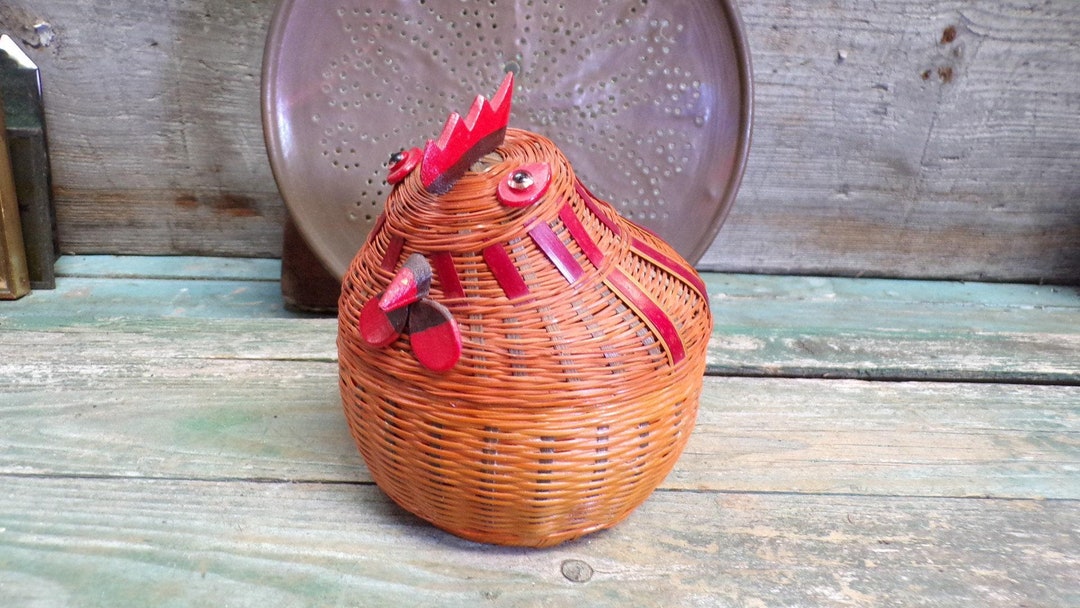 French Vintage Wicker Chicken Jewelry Box (S607) - Etsy
