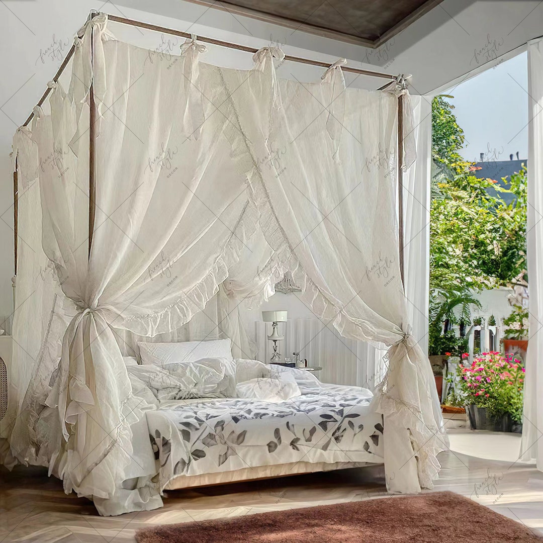 Victorian style canopy bed store