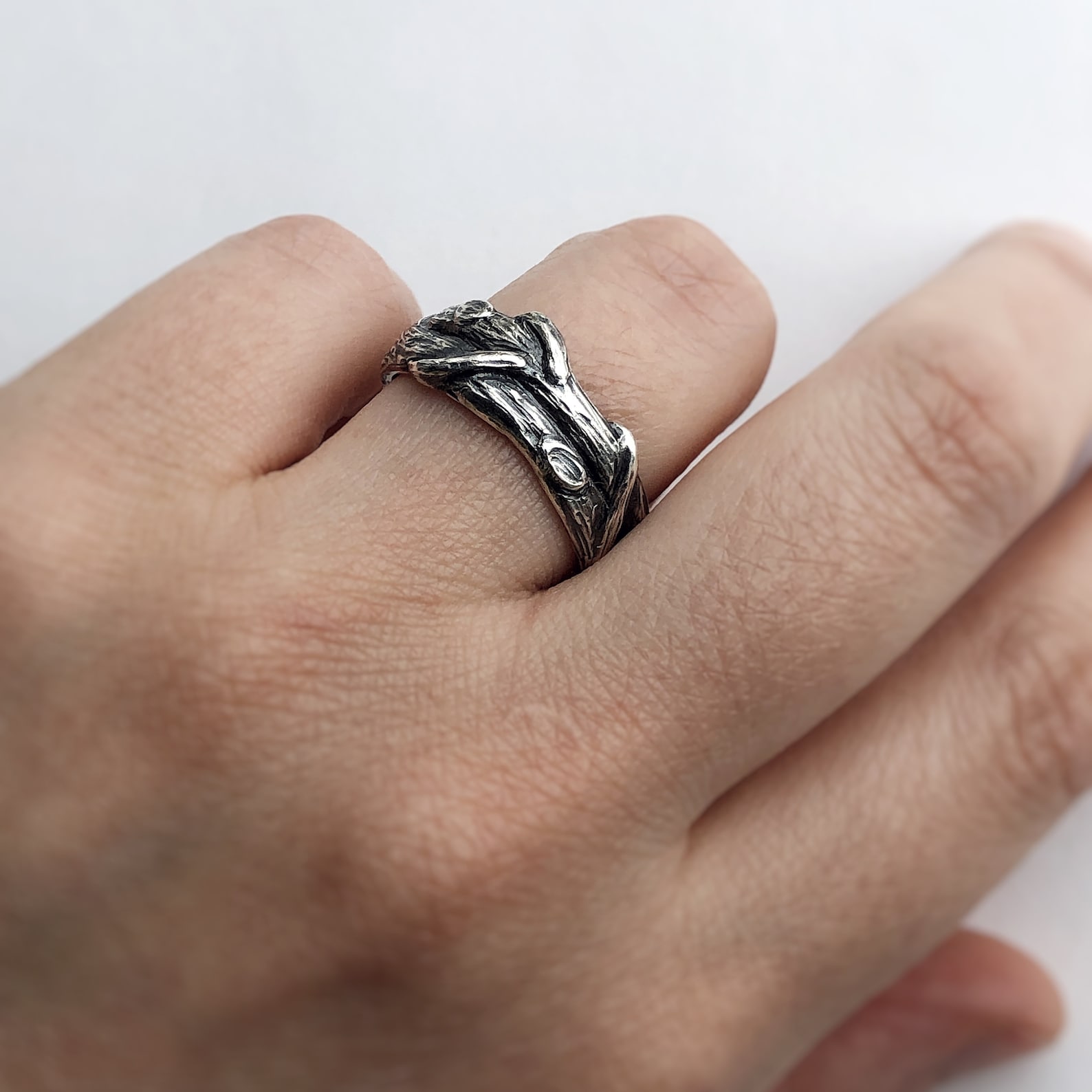 Intertwined Trees Ring Witch Aesthetic, Alternative Wedding Rings ...