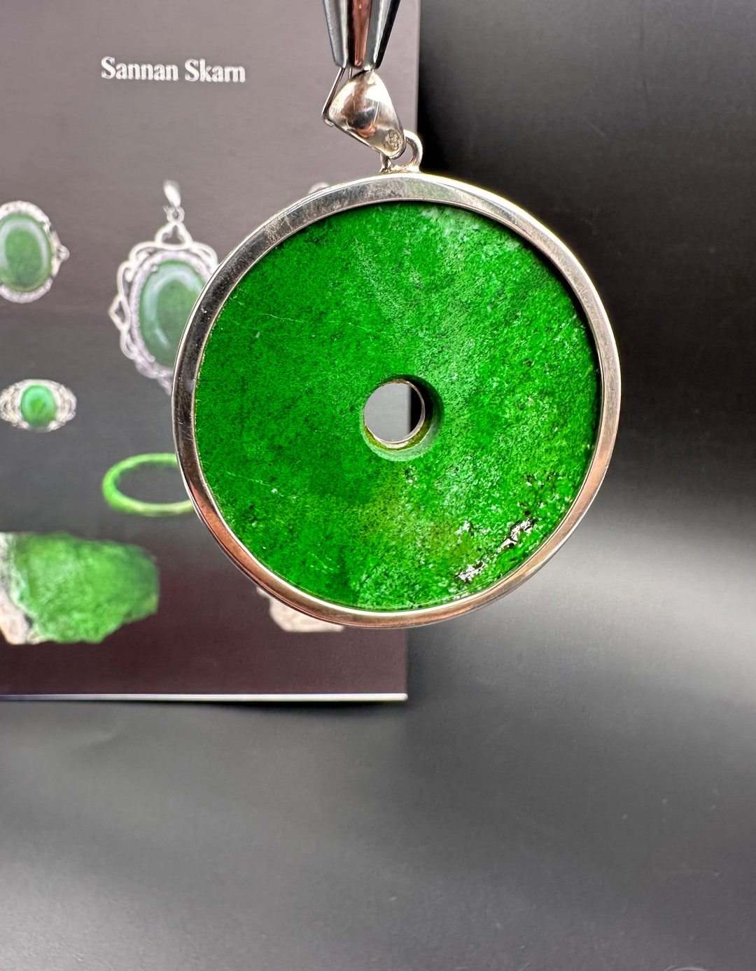 Sannan Skarn Pendant , New Minerals Found in Pakistan, Green Stone ...