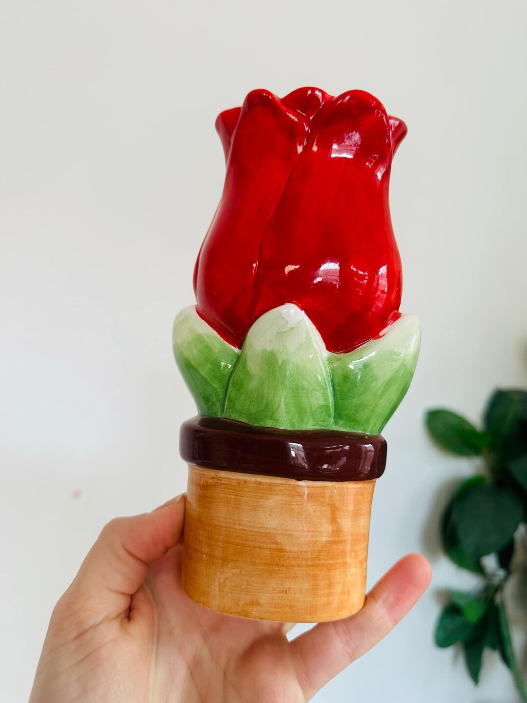 Vintage Tulip Vase Ceramic Planter Red Rose Flower Mario Bro's Nintendo ...