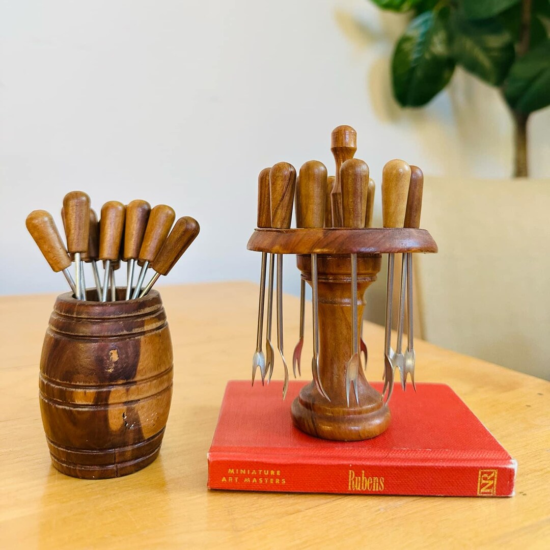 Vintage Wood Olive Forks Carousel Barrel Cocktail Forks Hors D'oeuvre ...
