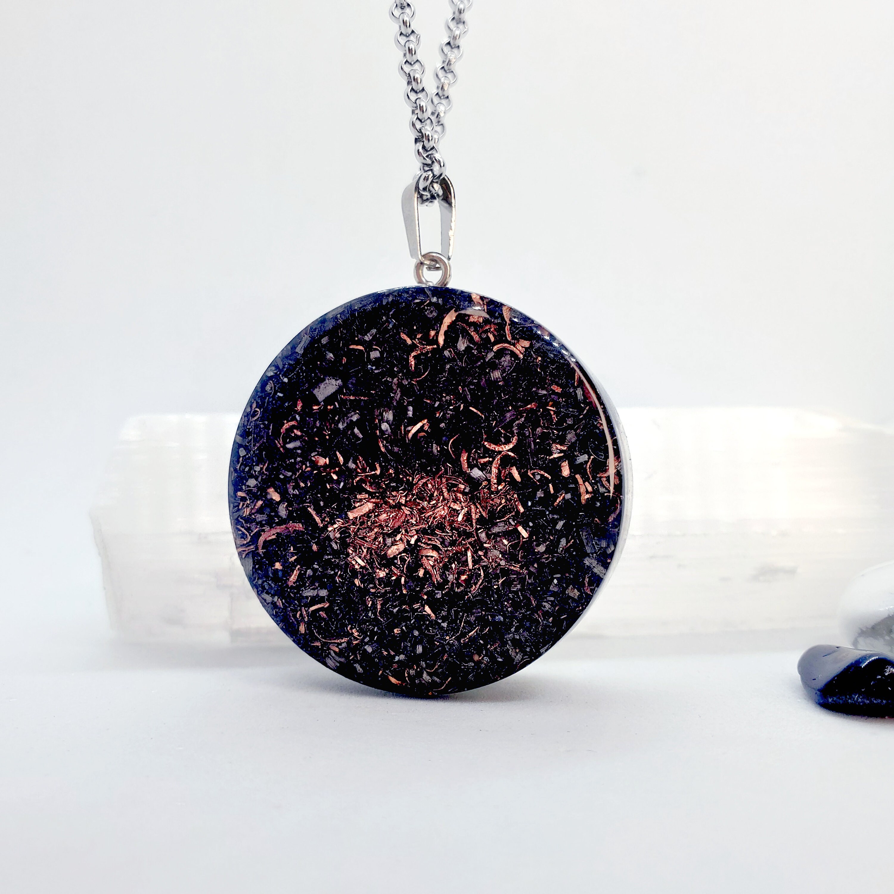 Vesica Piscis Trinity Orgonite Custom Orgone Generator 50 Crystals. - Etsy