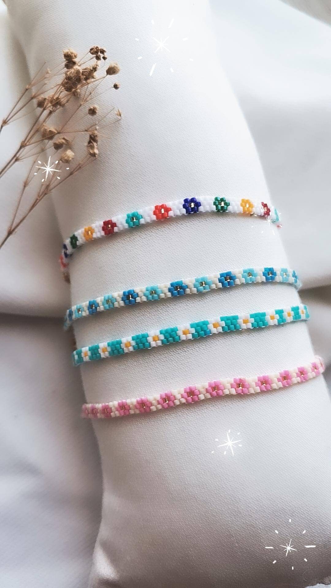 Daisy Bracet Set - Etsy