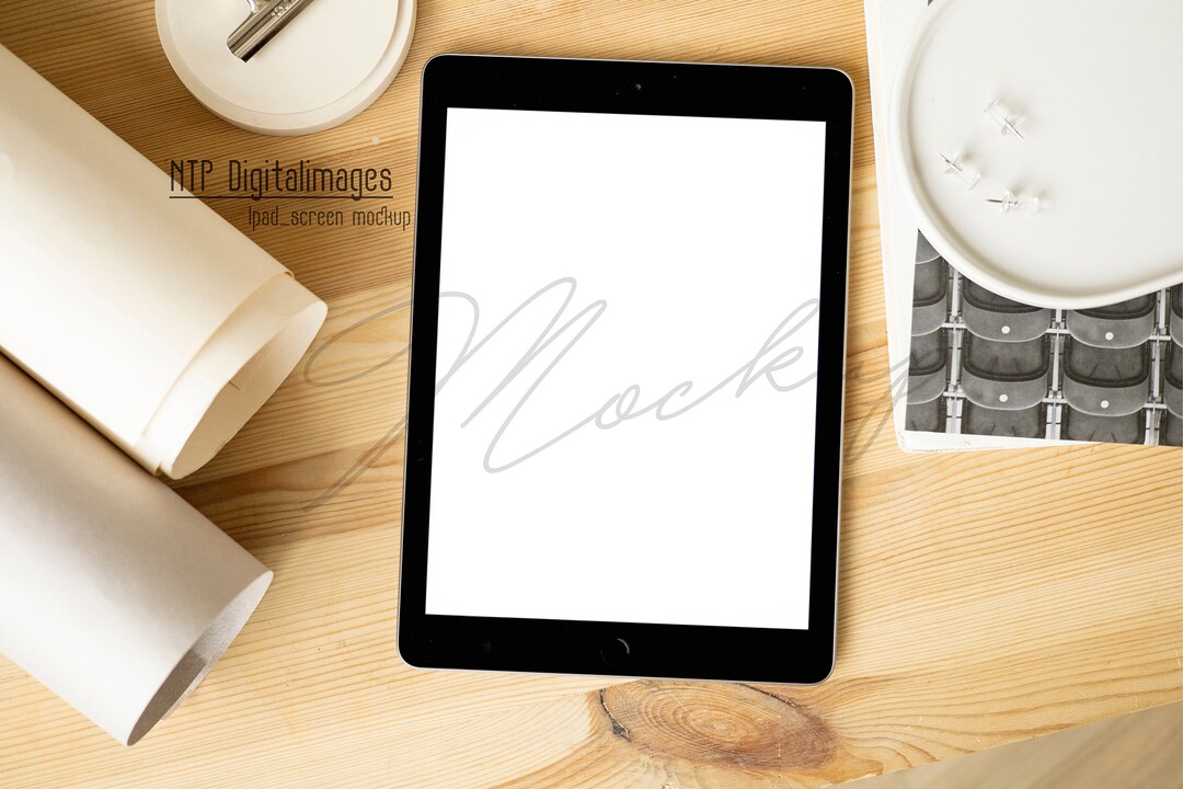IPad Realistic Scene Photoshop PSD Mockup| Smart Object Layer | iPad on ...