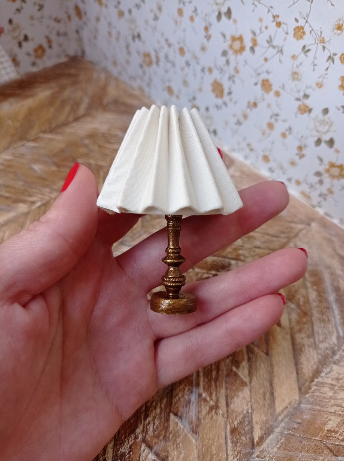 Miniature Table Lamp 1:12 Scale, Dollhouse Lampshade - Etsy