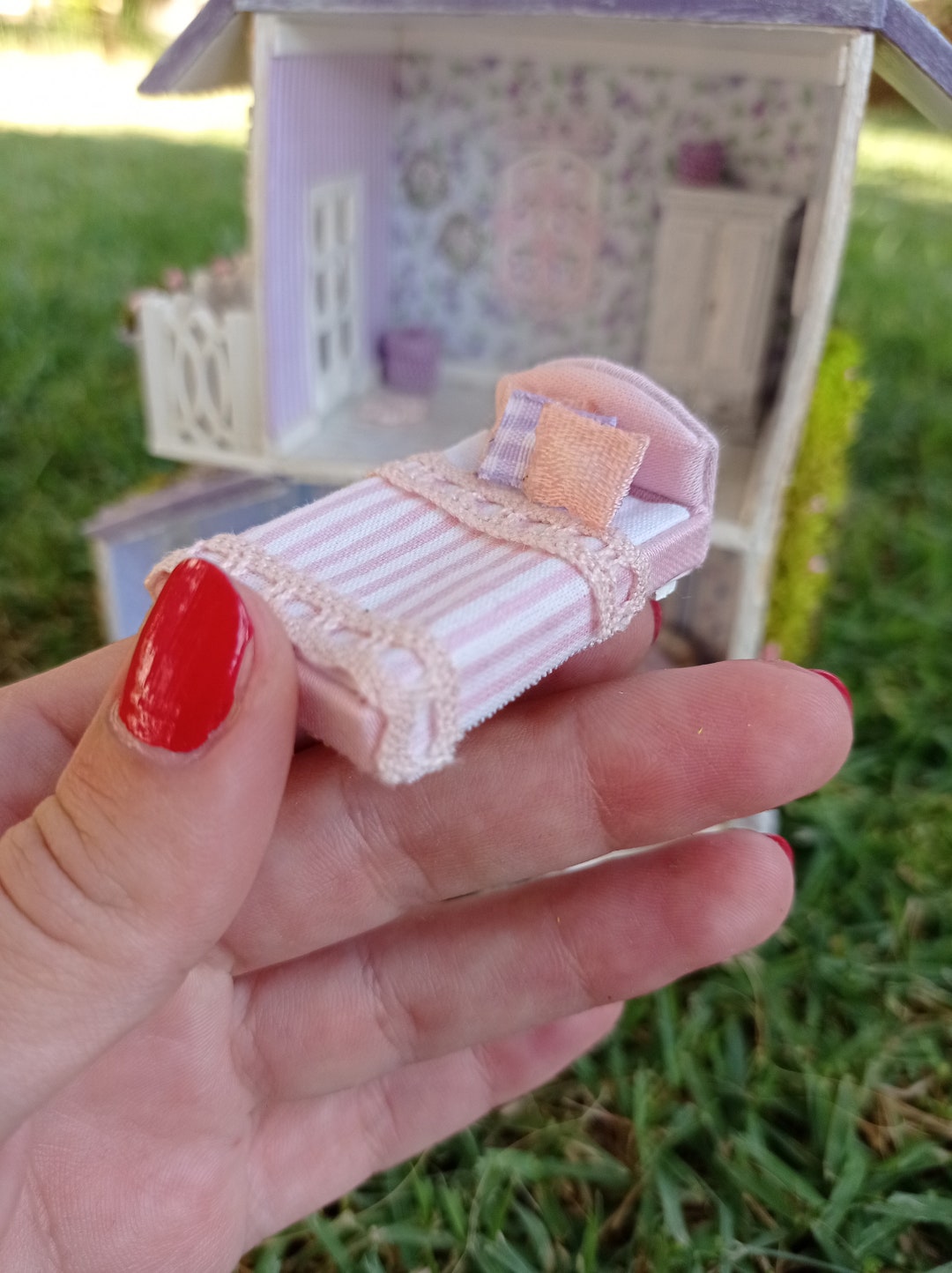 Miniature Bed 1:48, Pink Miniature Bed, Doll Bed, Collectible Miniature ...