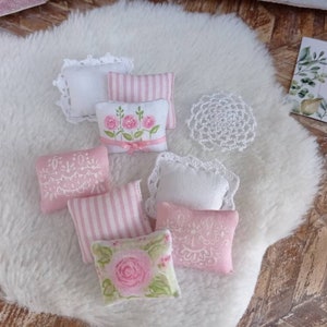 Miniature Pillows 1:12, Miniature Cushions, Doll Pillows, Pillows for ...