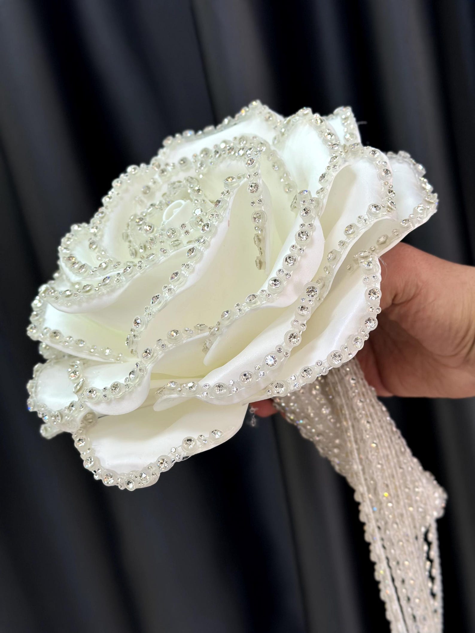 White Rose Bridal Cloth– Elegant Wedding Flower for Bride, Personalized ...