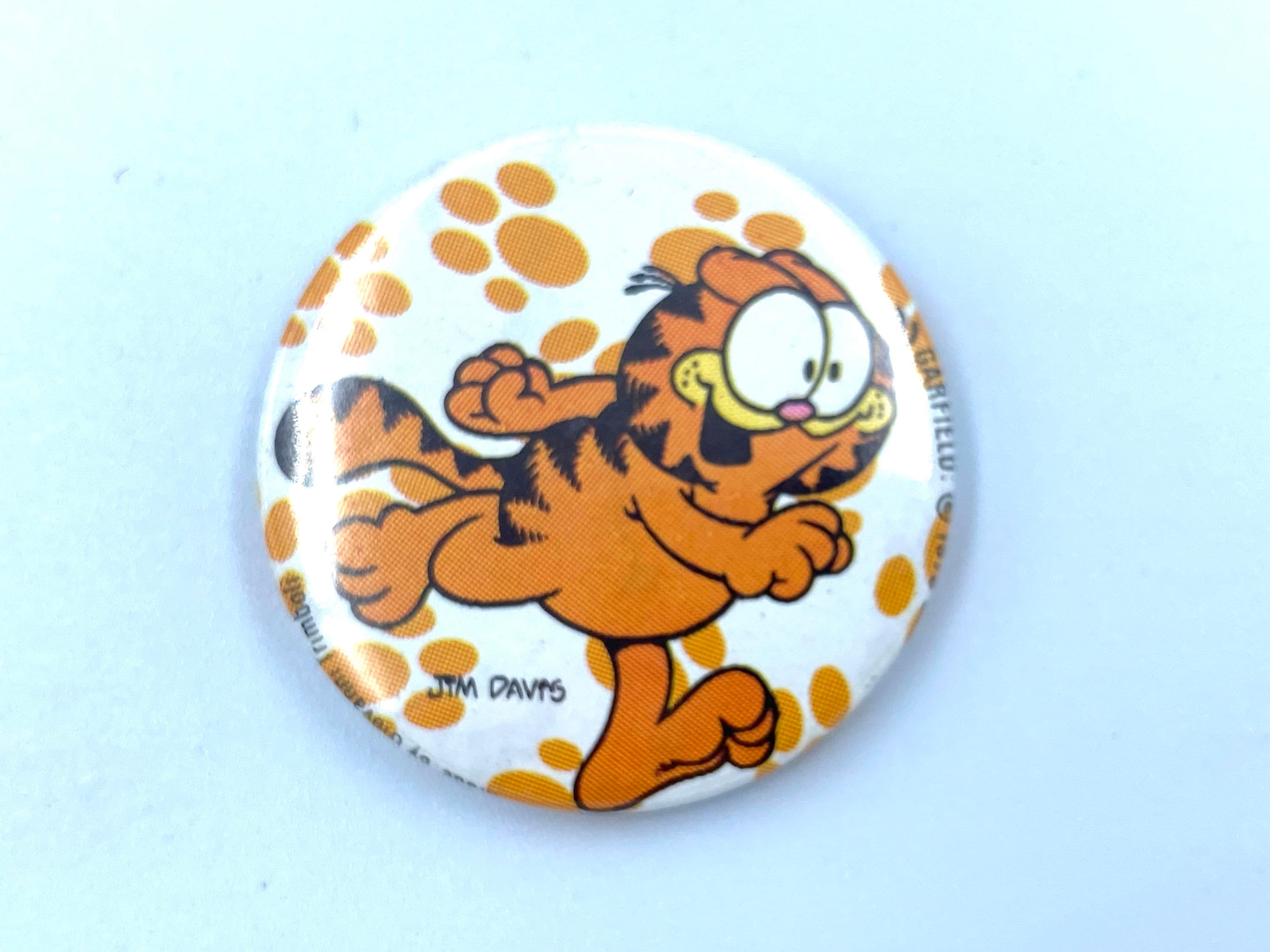 GARFIELD PIN BUTTONS 1976 Set of 2 Jim Davis Vintage 70s Toy Lazy Cat ...