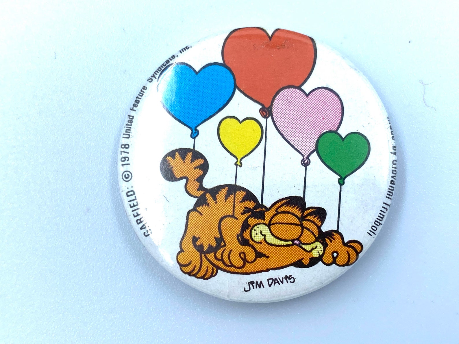 GARFIELD PIN BUTTONS 1976 Set of 2 Jim Davis Vintage 70s Toy Lazy Cat ...