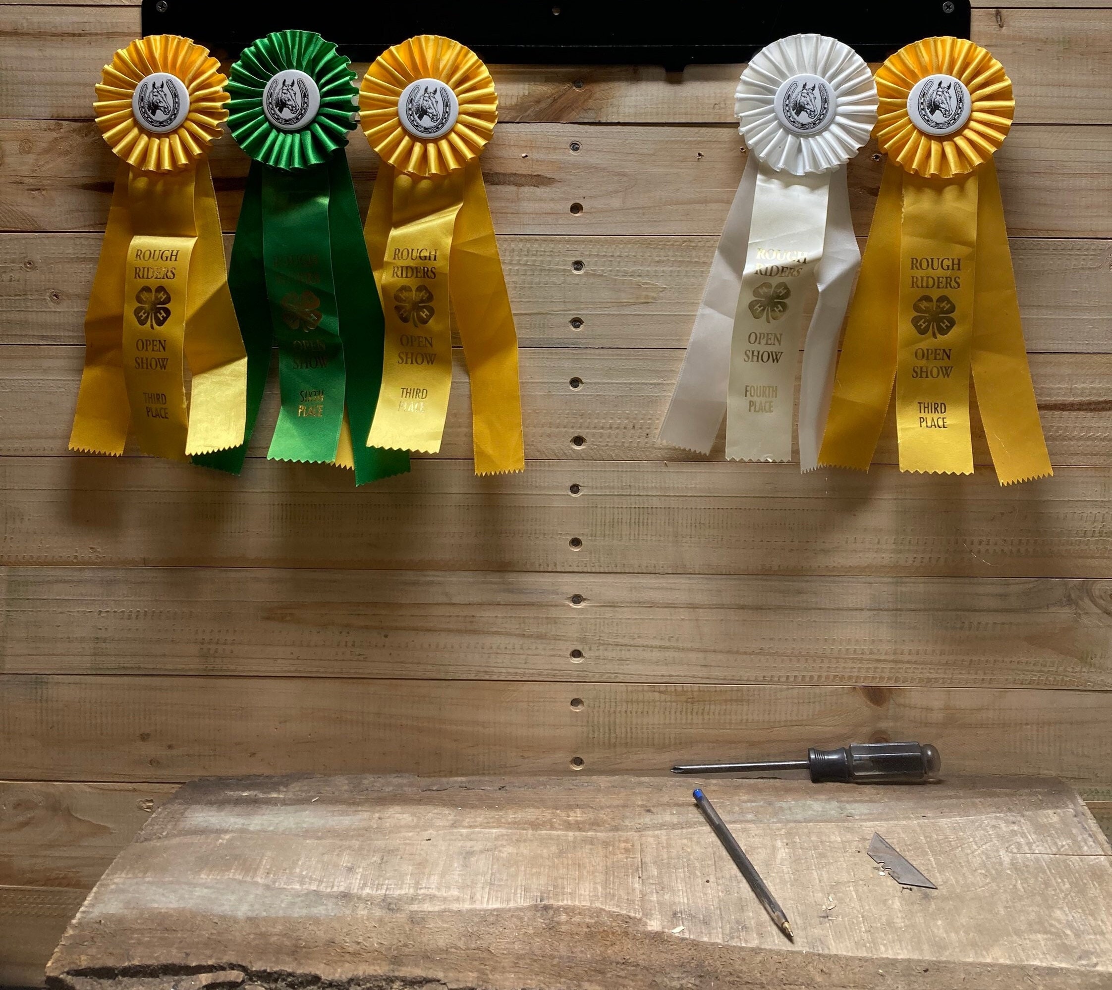 Award Ribbon Holder, Award Display Rack, Wall Decor, Metal Signage - Etsy