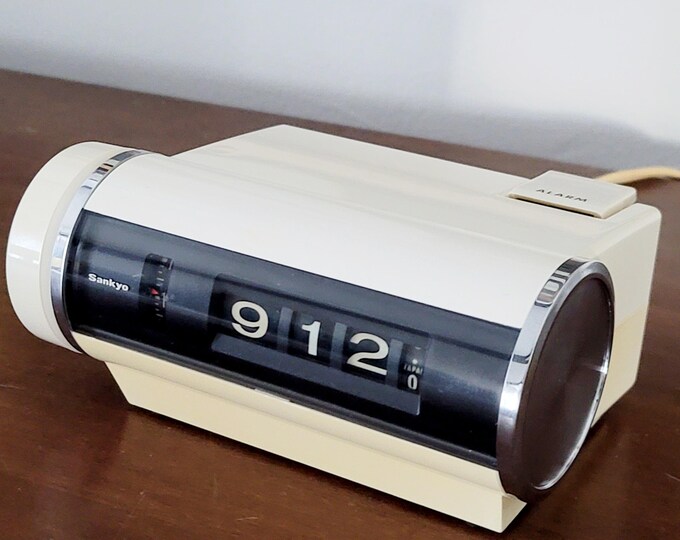 1970s Sankyo 401 Digital Desktop Cyclometer Alarm Clock--ivory/white ...
