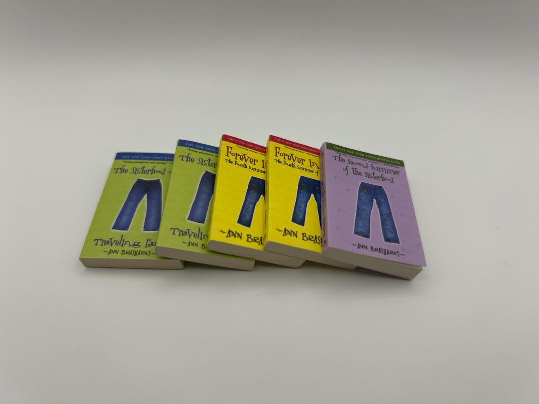 Miniature Sisterhood of the Traveling Pants Book | Dollhouse ...