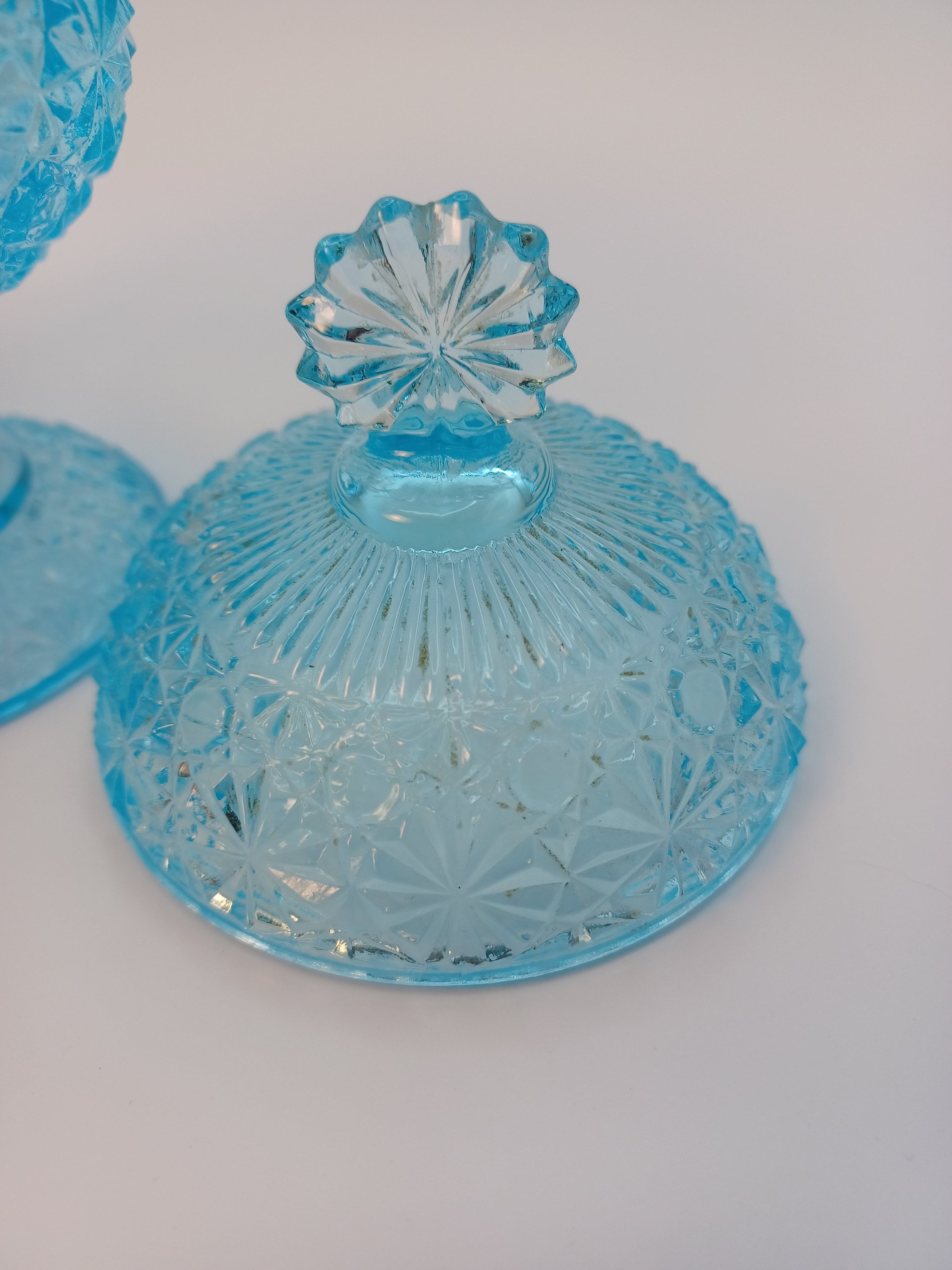 Vintage Glass Fenton L.G. Wright Aqua Candy Dish With Finial Lid Daisy ...