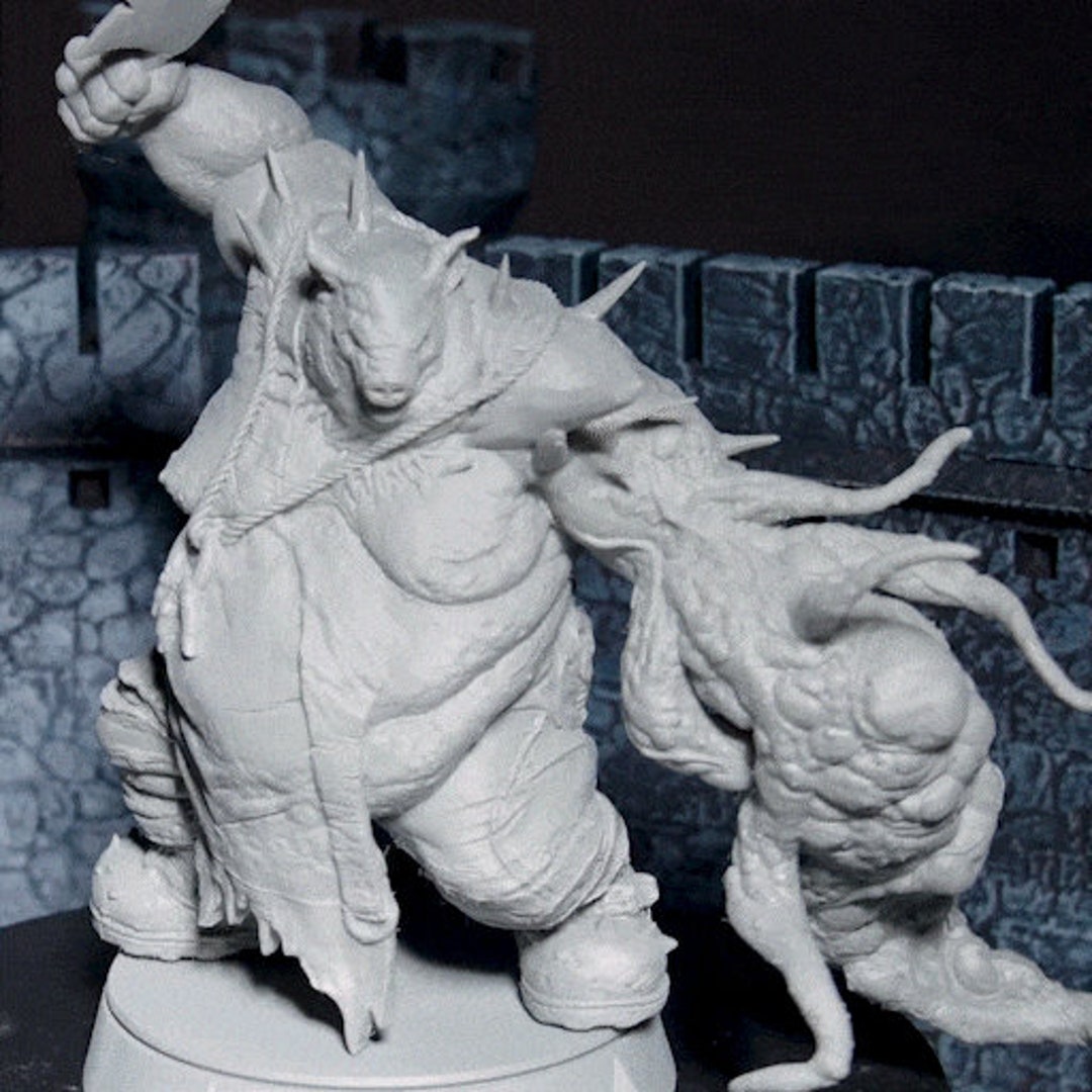 Boarhog Butcher: Resin 3D Printed Miniature (gray) - Etsy