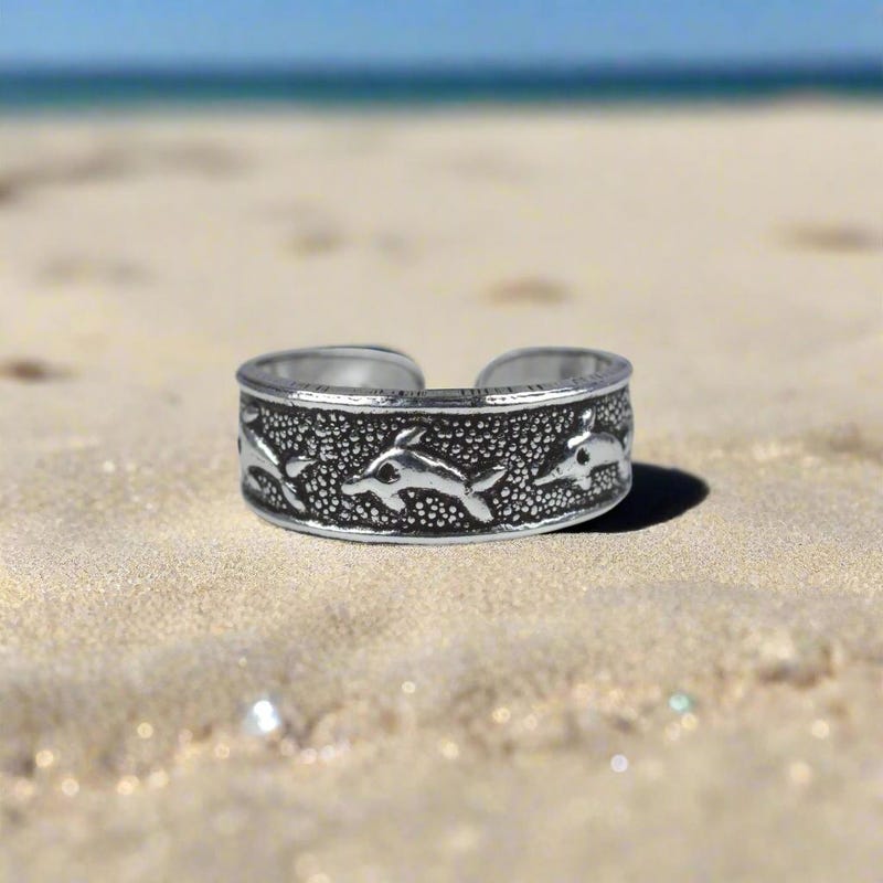Dolphin Toe Ring - Etsy