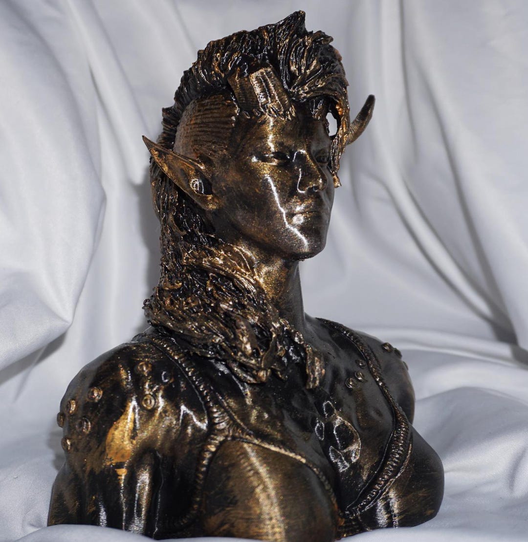 Baldur's Gate 3 - Karlach Bust Statue Antique Coloring | Art Piece ...