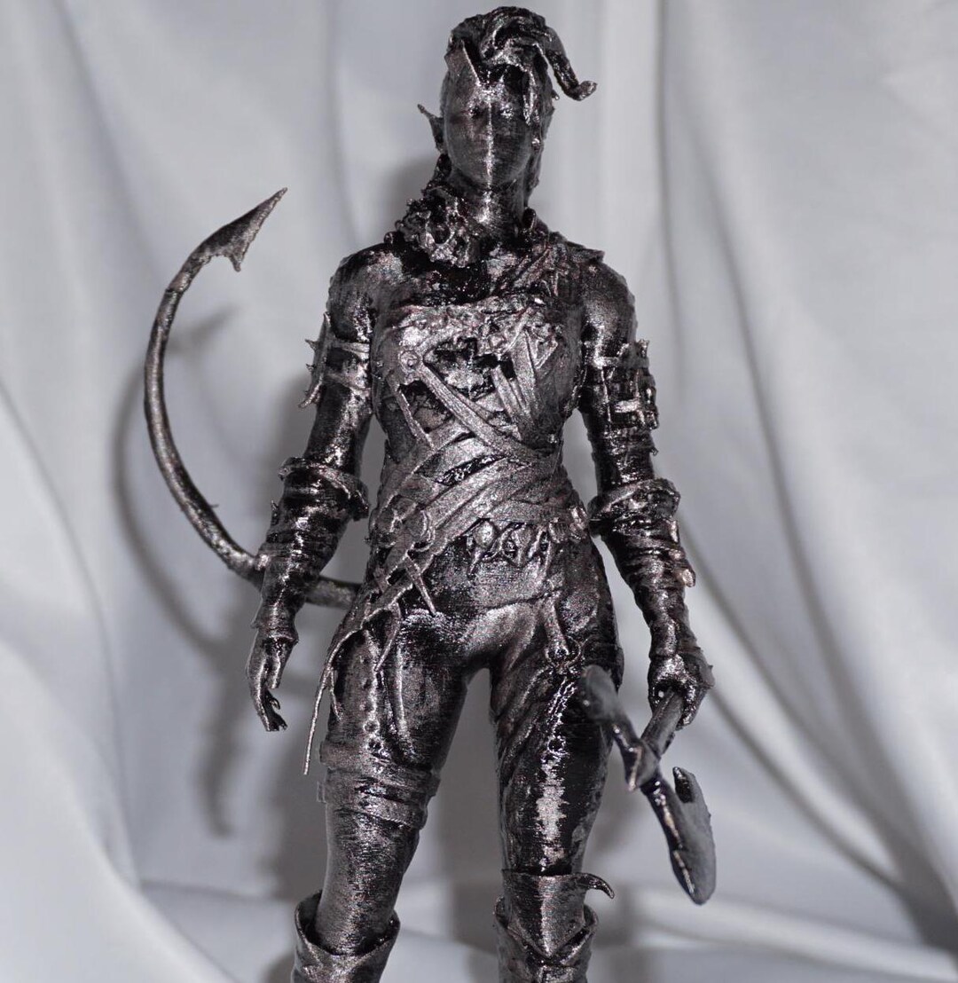 Baldur's Gate 3 - Karlach Statue Antique Coloring | Art Piece ...