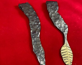 Metal Rose Wood Hanging Black Iron Anniversary 6th Anniversary Hand ...