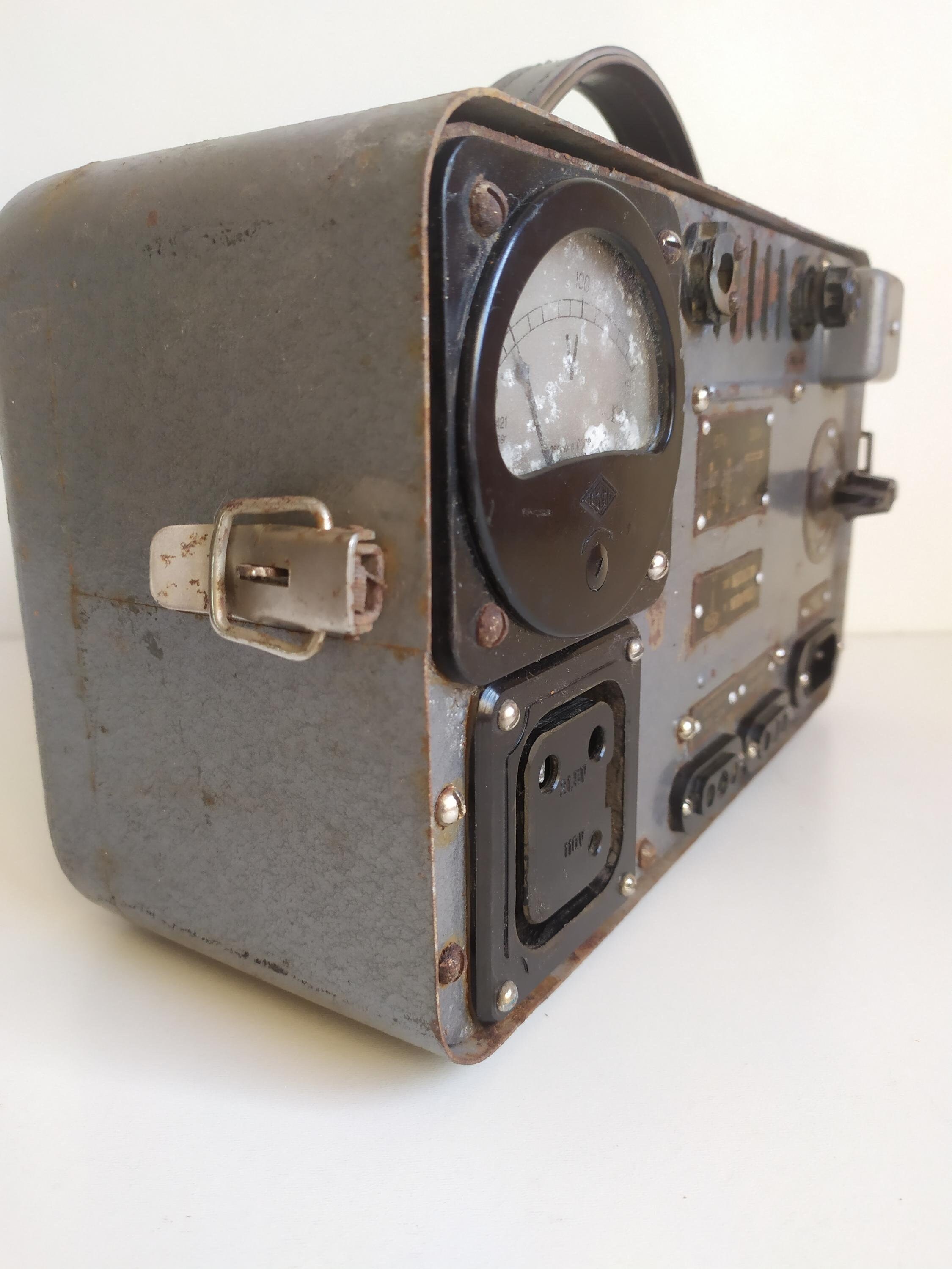 Vintage Cold War Army Amplifier 1975 Military Device Bakelite, Metal ...