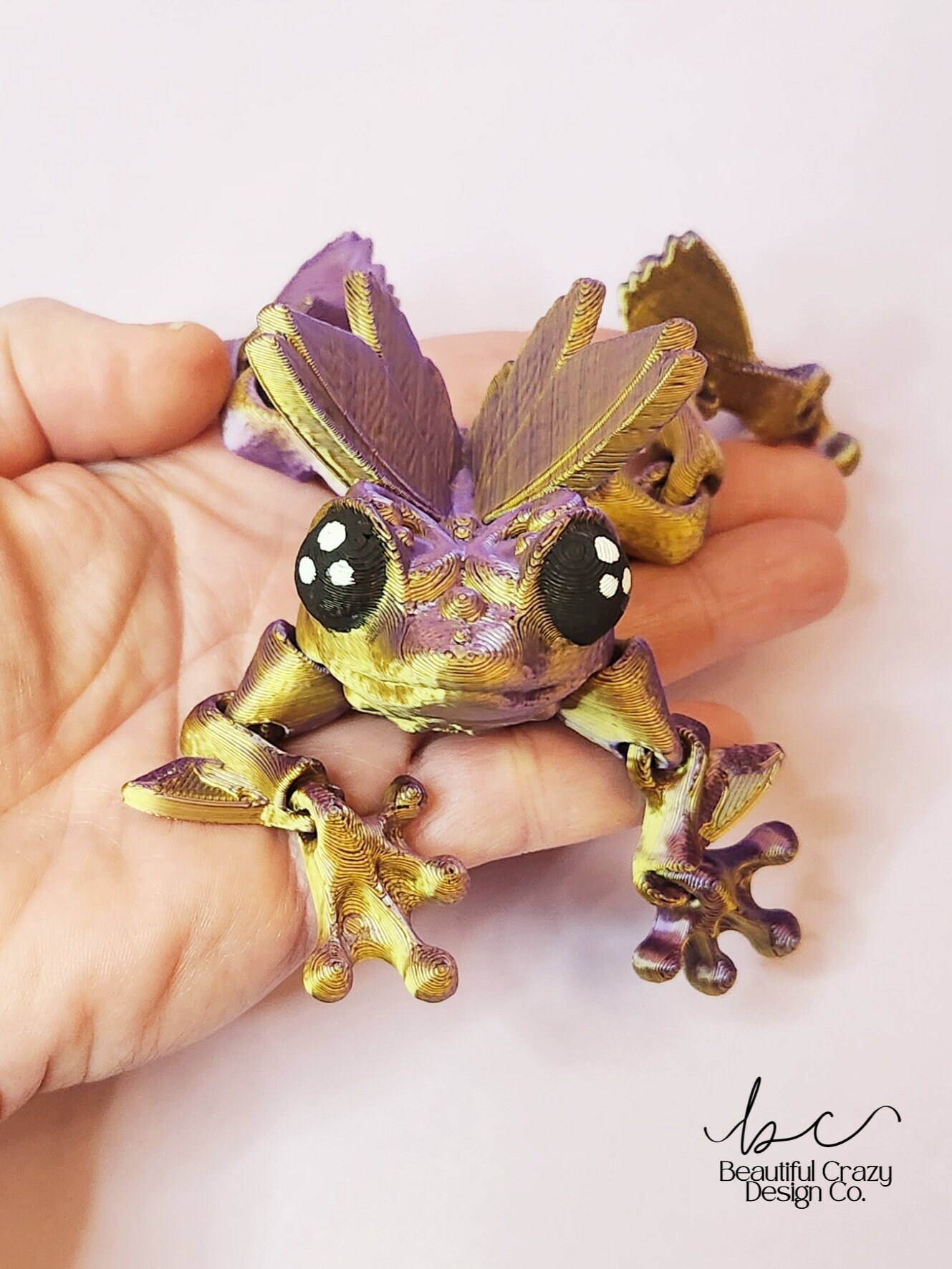 Articulated 3D Printed Winged Flutter Frog Sculpture Customizable ...