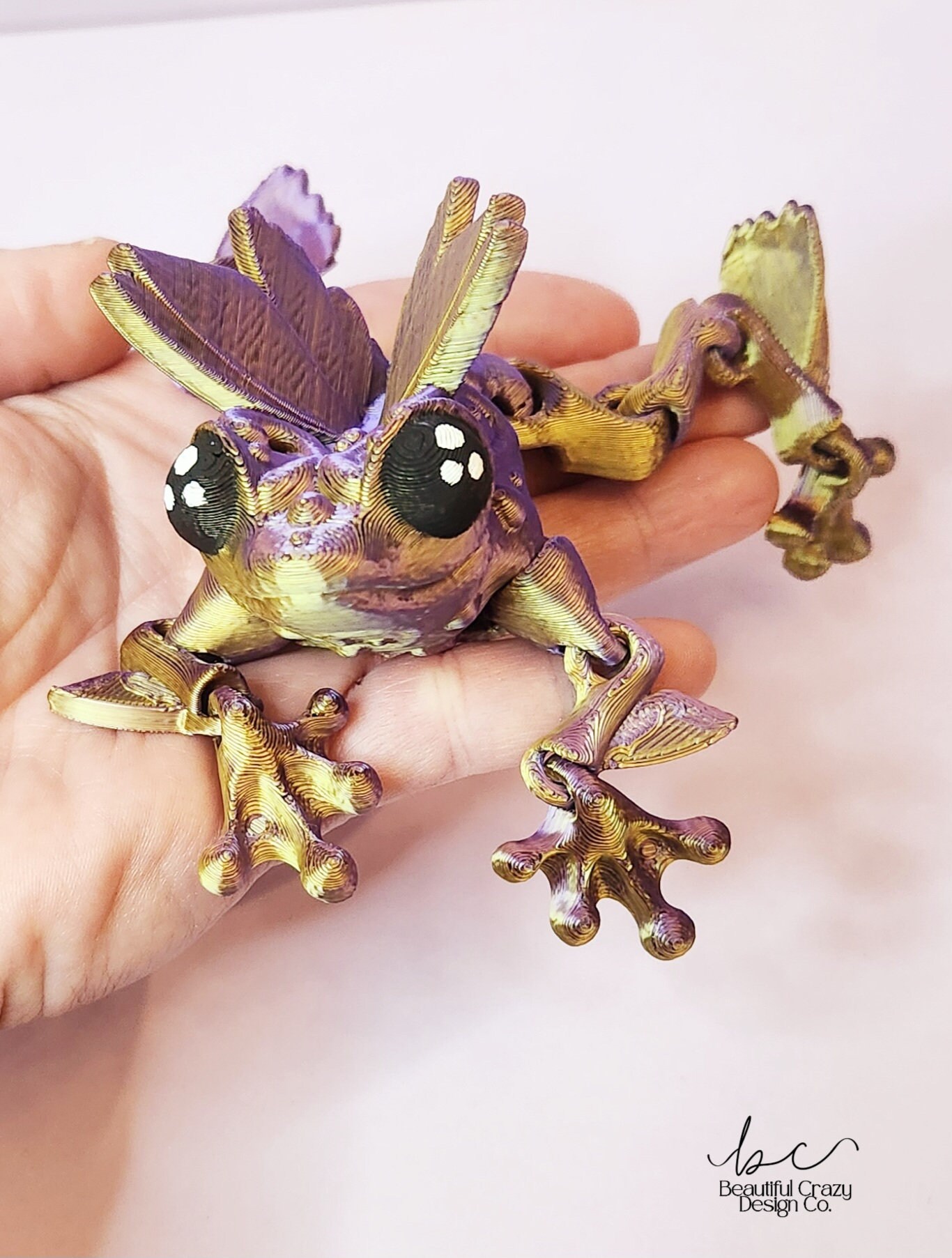 Articulated 3D Printed Winged Flutter Frog Sculpture Customizable ...