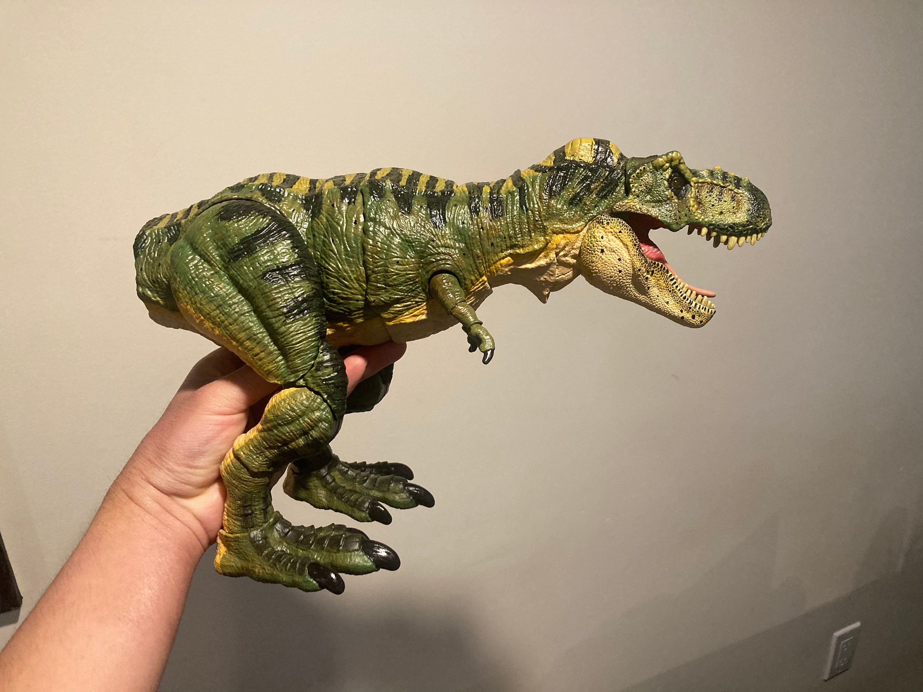 Custom Jurassic Park Hammond Collection Spinosaurus & Bull T. Rex ...
