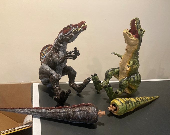 Custom Jurassic Park Hammond Collection Spinosaurus & Bull T. Rex ...