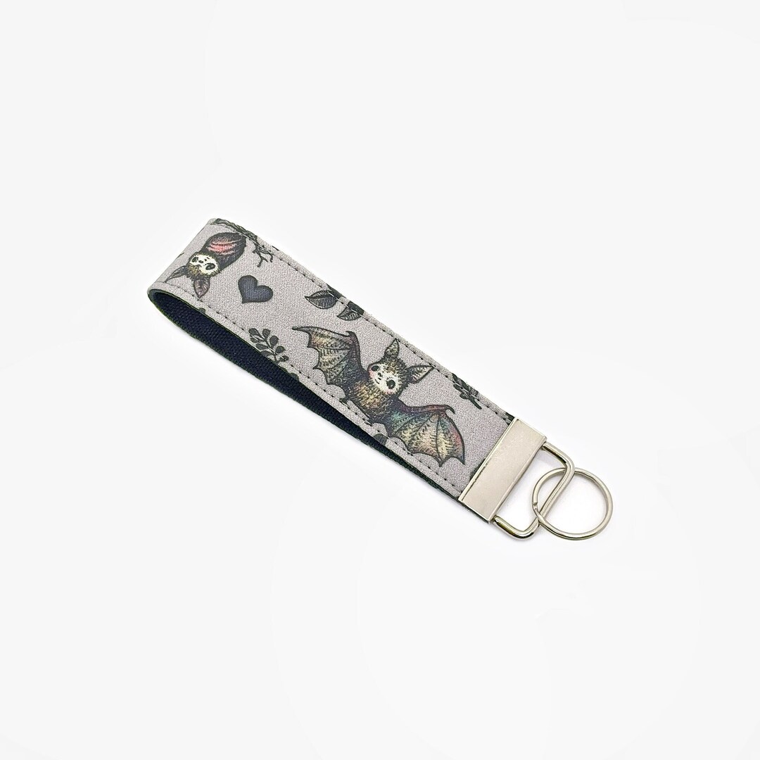 Bats Key Fob Bats Keychain Halloween Key Fob Creepy - Etsy Bats Key Fob Bats Keychain Halloween Key Fob Creepy - Etsy