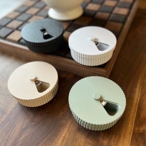 Magnetic Pill Organizer | Compact Travel Pill Box | Weekly Medication ...