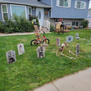 Halloween Graveyard Headstones - Funny Grave Yard Signs - Holiday ...