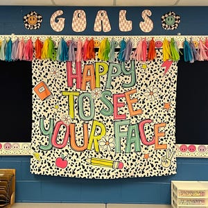 Happy to See Your Face Tapestry, Welcome Back to School Classroom Decor ...