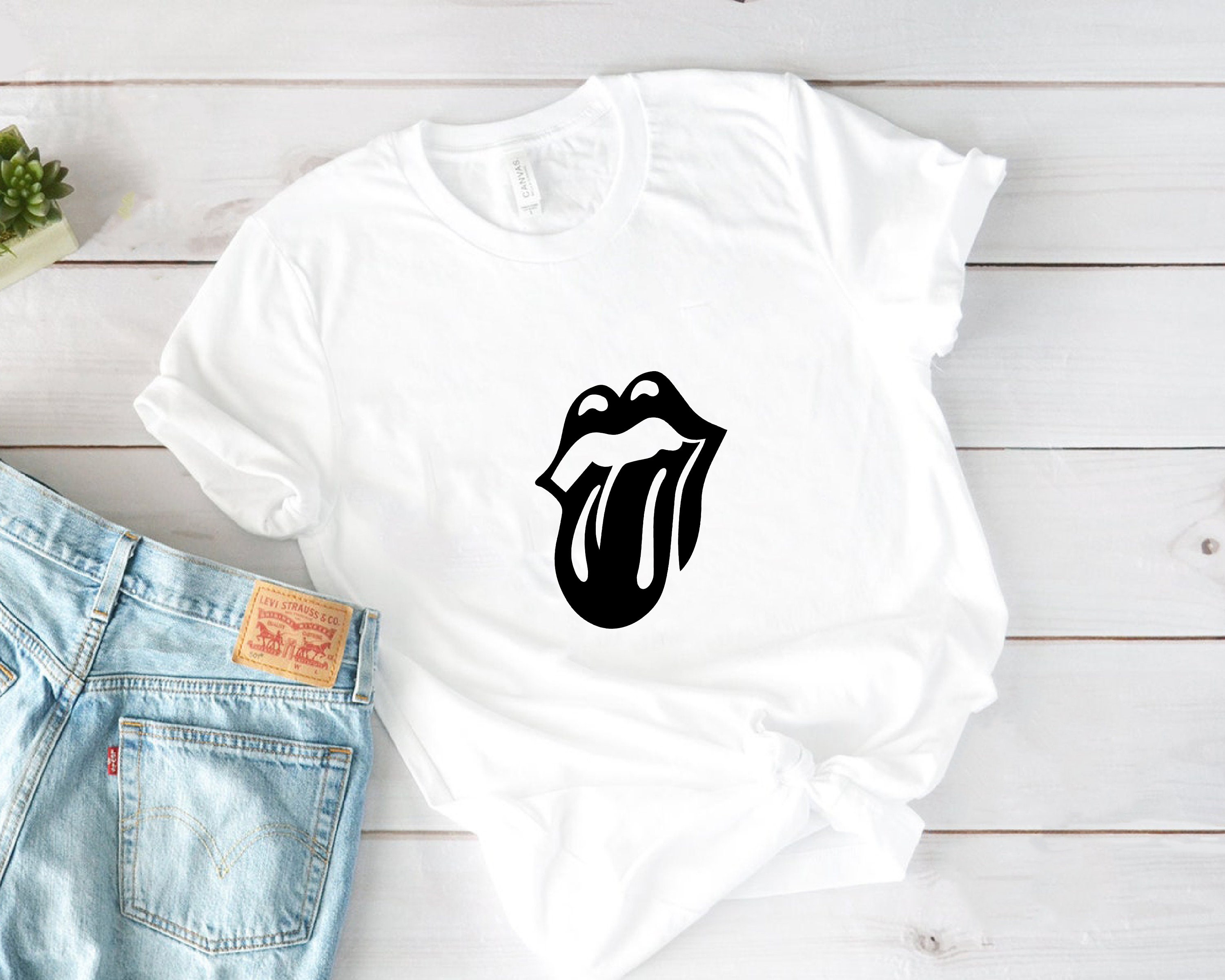 Kiss Svg Clipart, Kiss Cricut Vector Hand Kiss Vector Clipart SVG Kiss ...