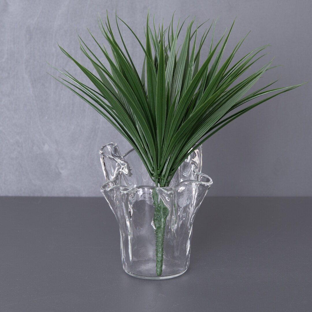 Small Muurla Ruffle Vase. Nordic Design From Finland. Clear Glass ...