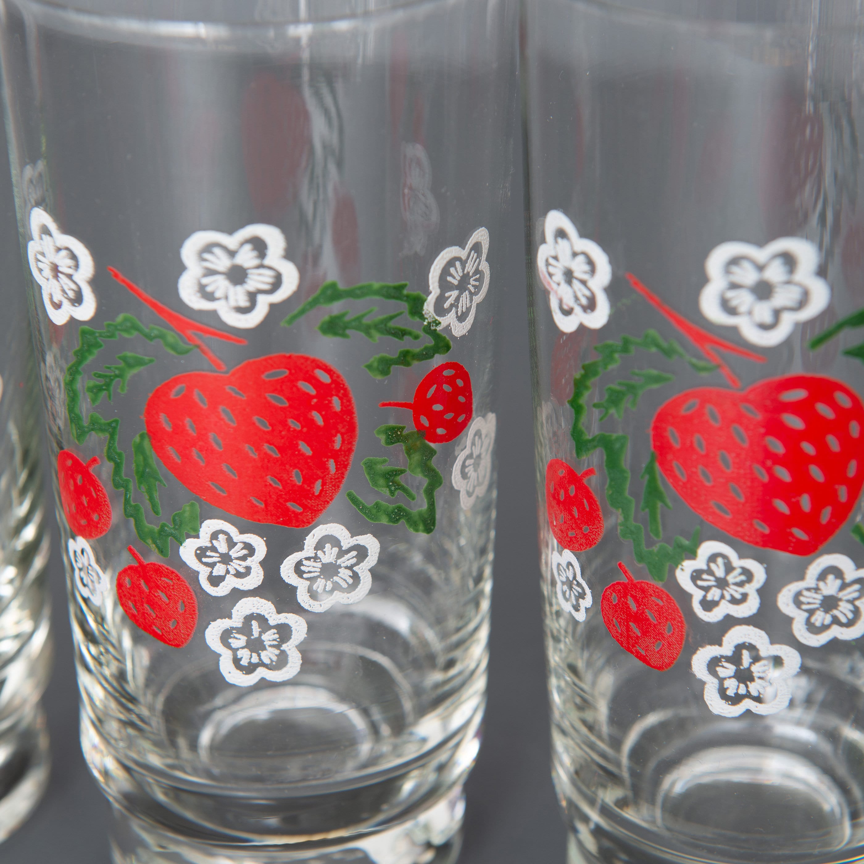 Retro Strawberry Water Tumblers, Vintage Drinking Glasses With Berry ...