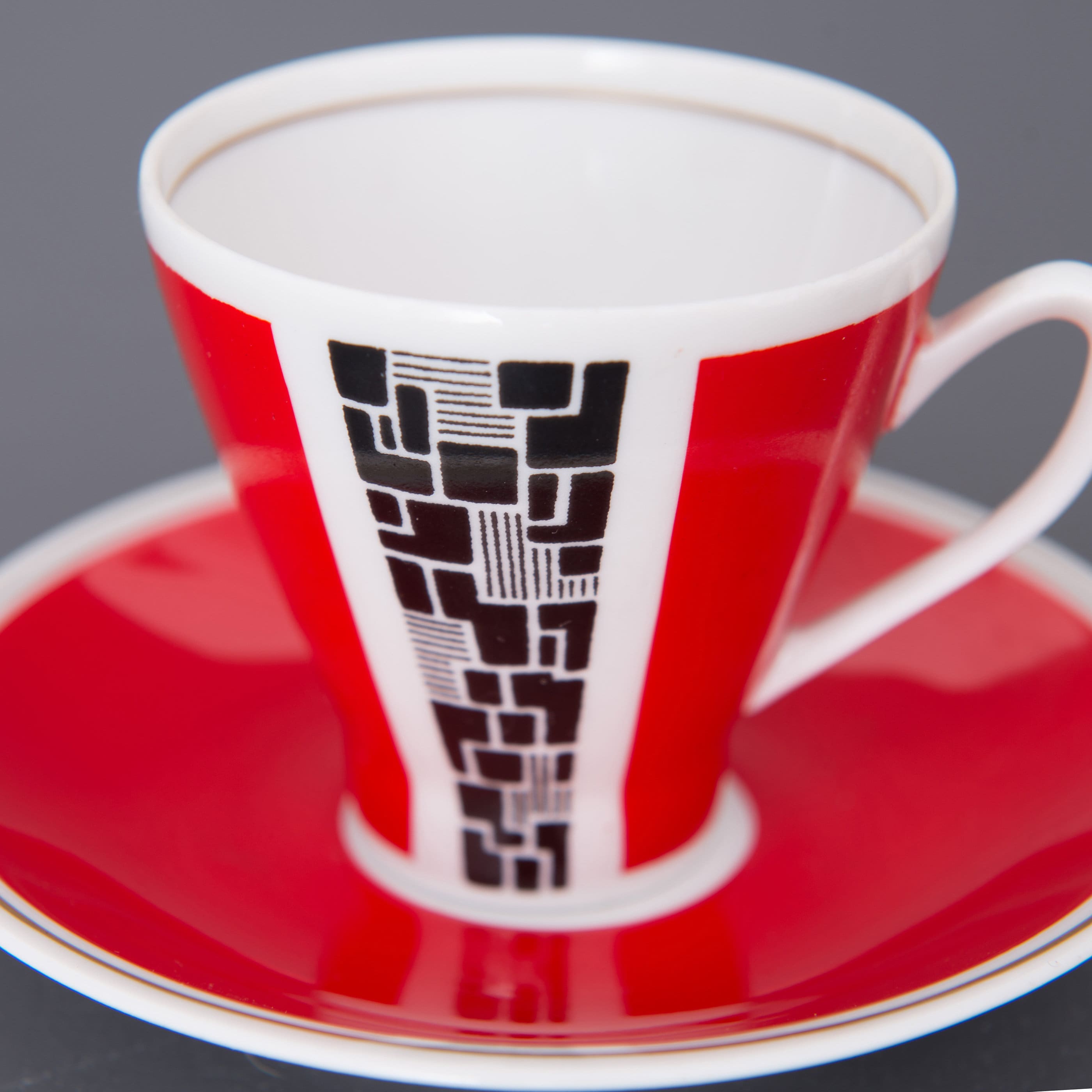 Freiberger Porzellan Tea Set. Vintage Porcelain Coffee Set From Freiberg, Germany, 1960s. Red ...