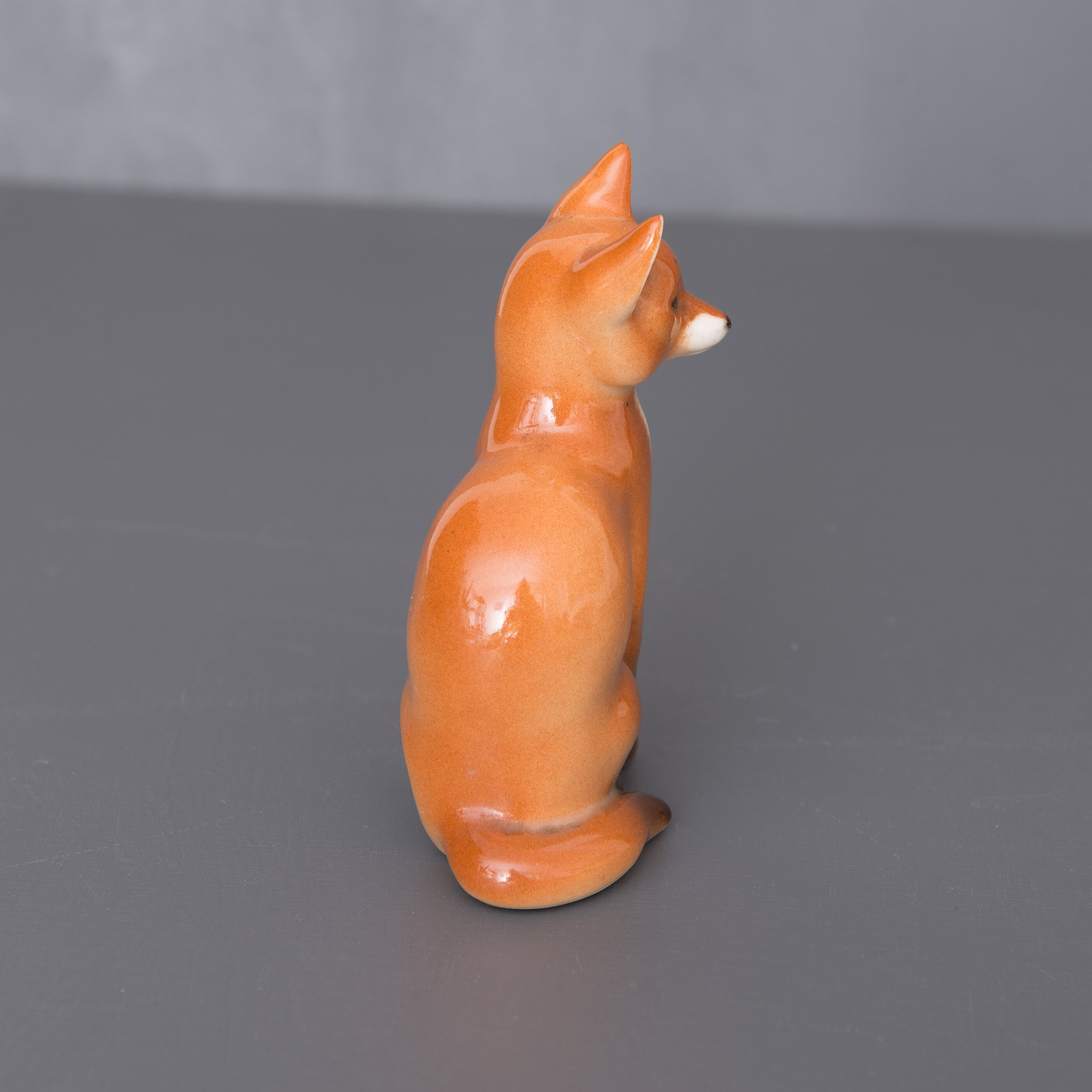 Vintage Porcelain Fox Statue. Imperial Lomonosov Porcelain Factory ...