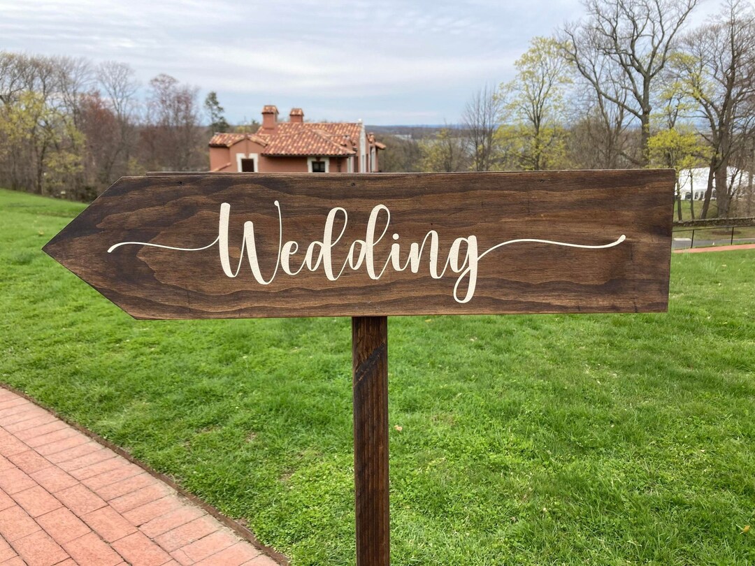 Wedding Arrow Sign - Etsy