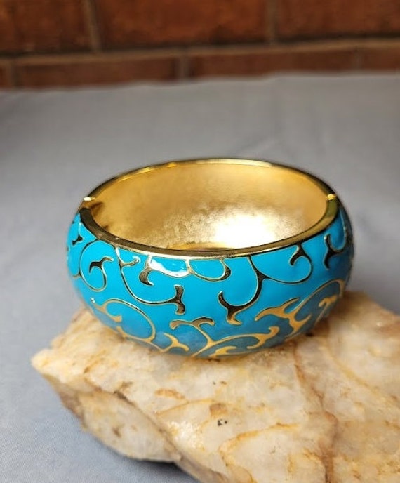 Light Blue Enamel Paint, Gold Swirl Patterns, Alloy M… - Gem