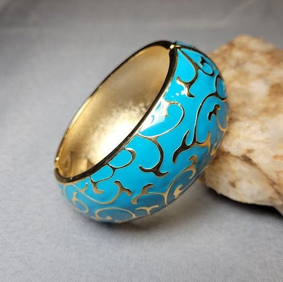 Light Blue Enamel Paint, Gold Swirl Patterns, Alloy M… - Gem