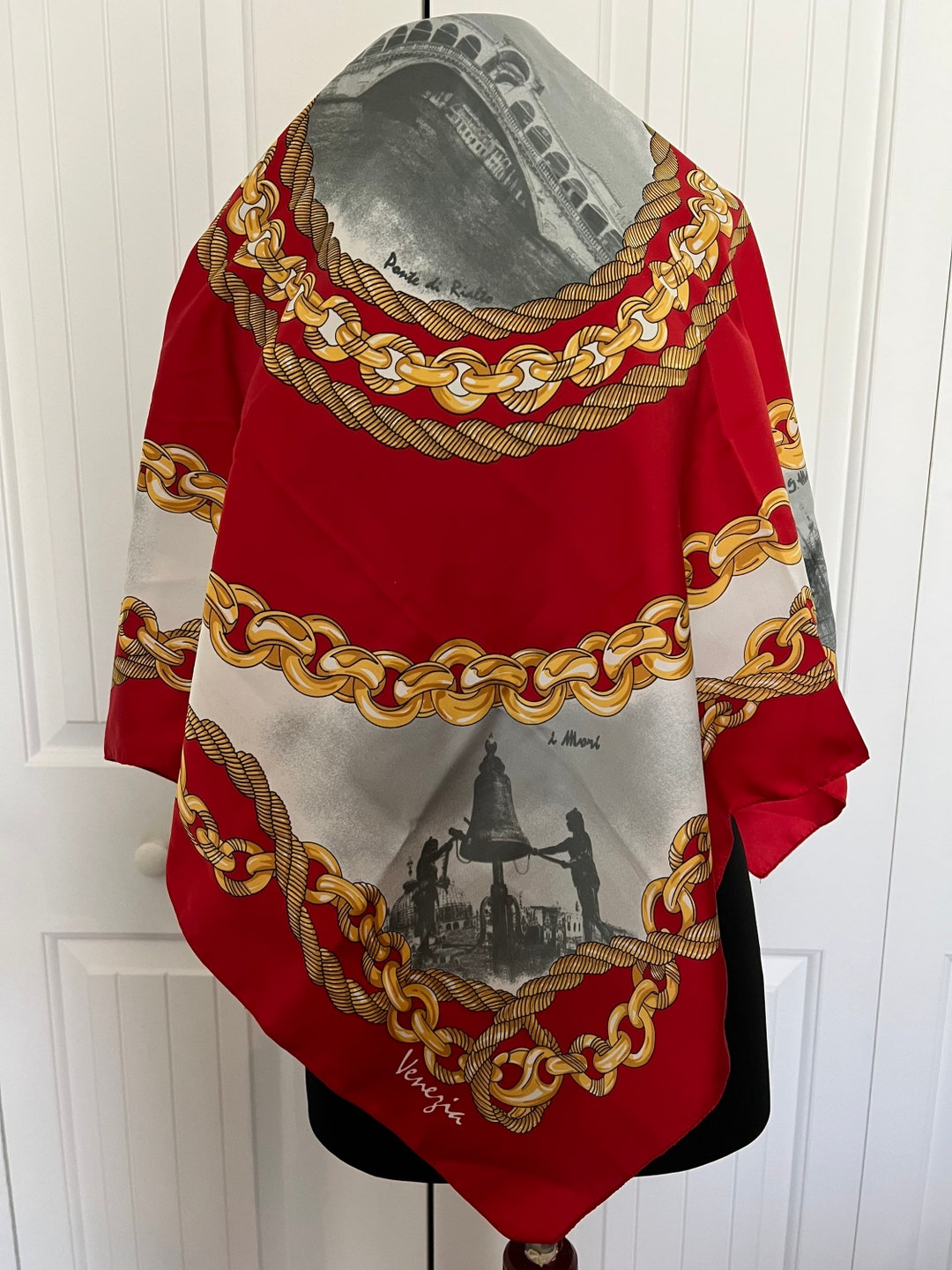 Beautiful Venezia Barogue Style Scarf Red/gold With Landmarks, 35x35 - Etsy