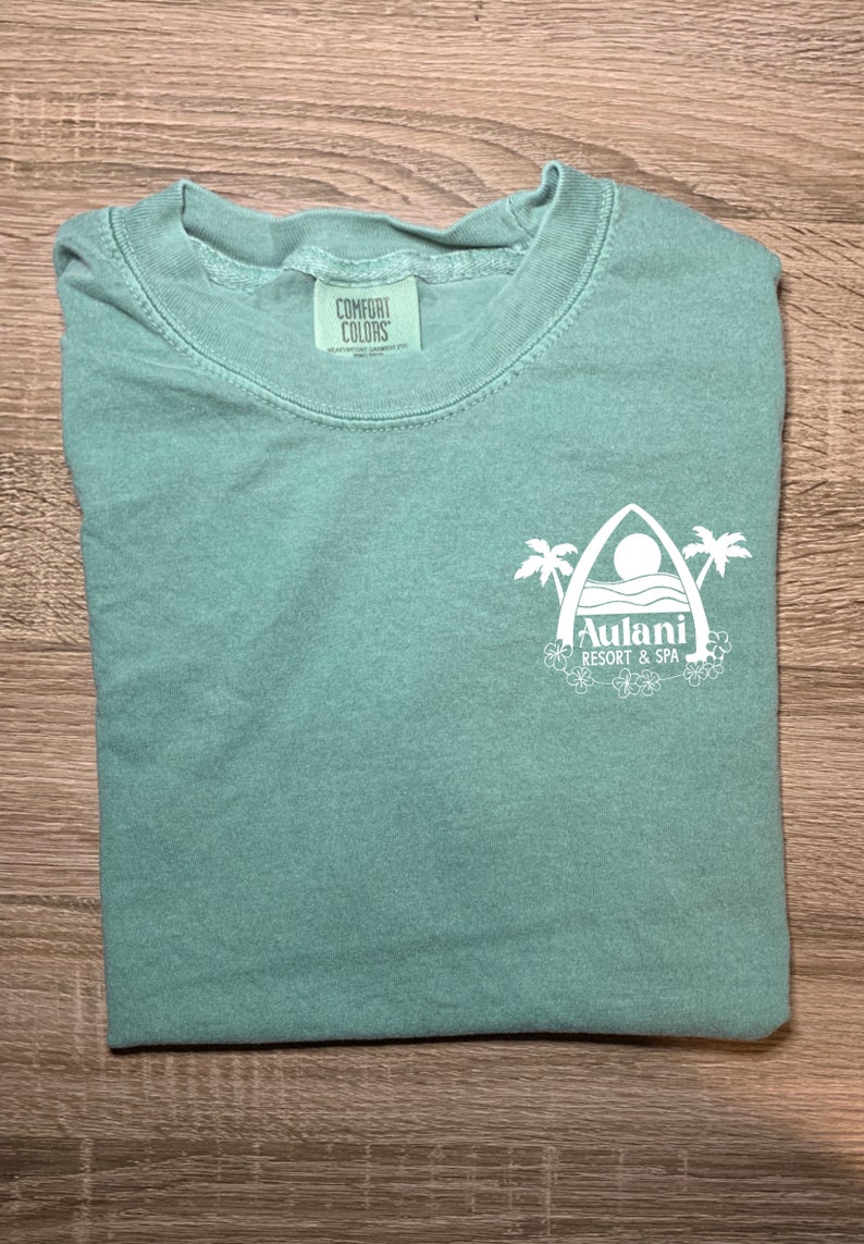 Aulani Hawaii Resort Inspired T-shirt | Disney DVC Resort Hotel & Spa ...