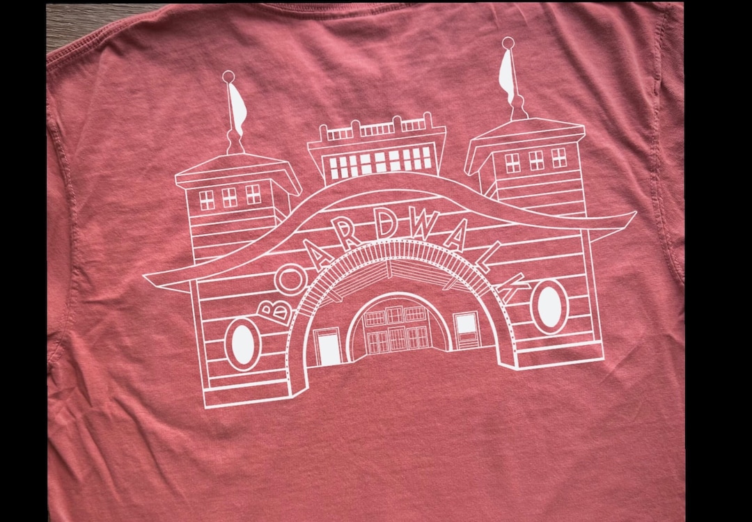 Boardwalk Inn Inspired T-shirt | Disney Resort Hotel | DVC Resort - Etsy