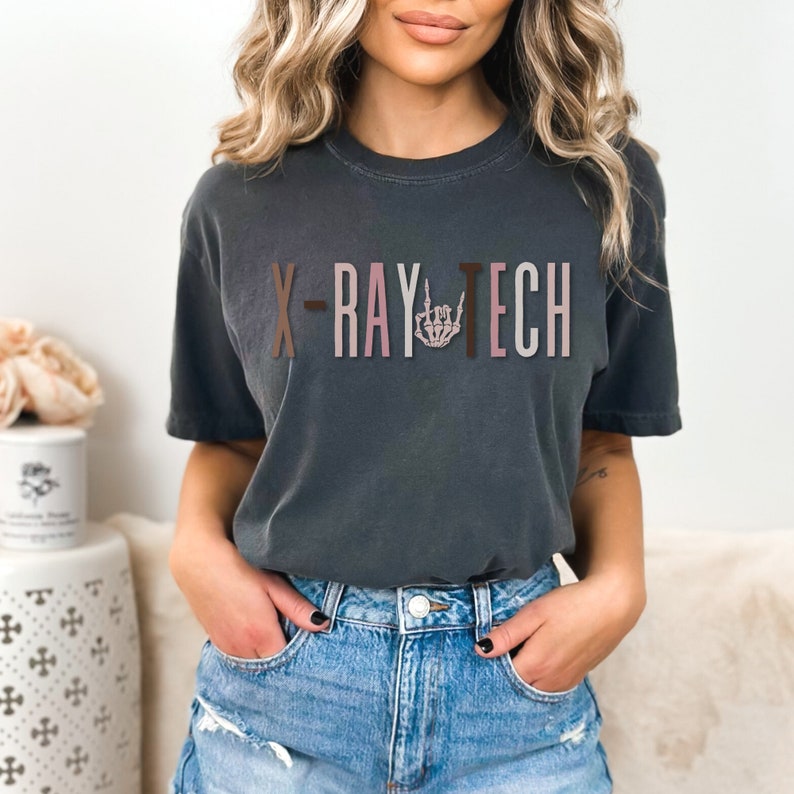 X-ray Tech T-shirt, X-ray Technician Shirt, Skeleton Hand Neutral X-ray ...