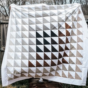Vantage Point Quilt Pattern (PDF Download) - Etsy