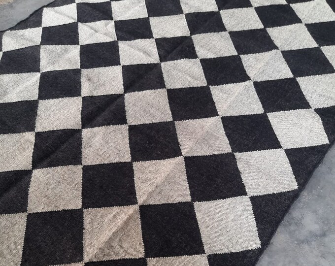 Small Rug Abstract Face Drawing, Boho Matt, Beige and Black Rug, Cotton ...